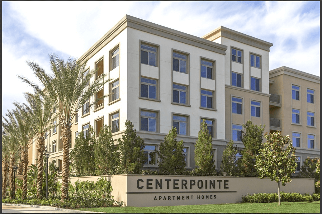 Walker Windows » Centerpointe Apts.